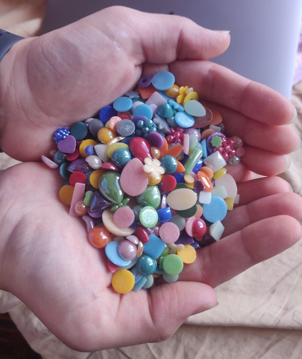 confetti-glass-mosaic-charms-899014_1200x1200.jpg?v=1707904961
