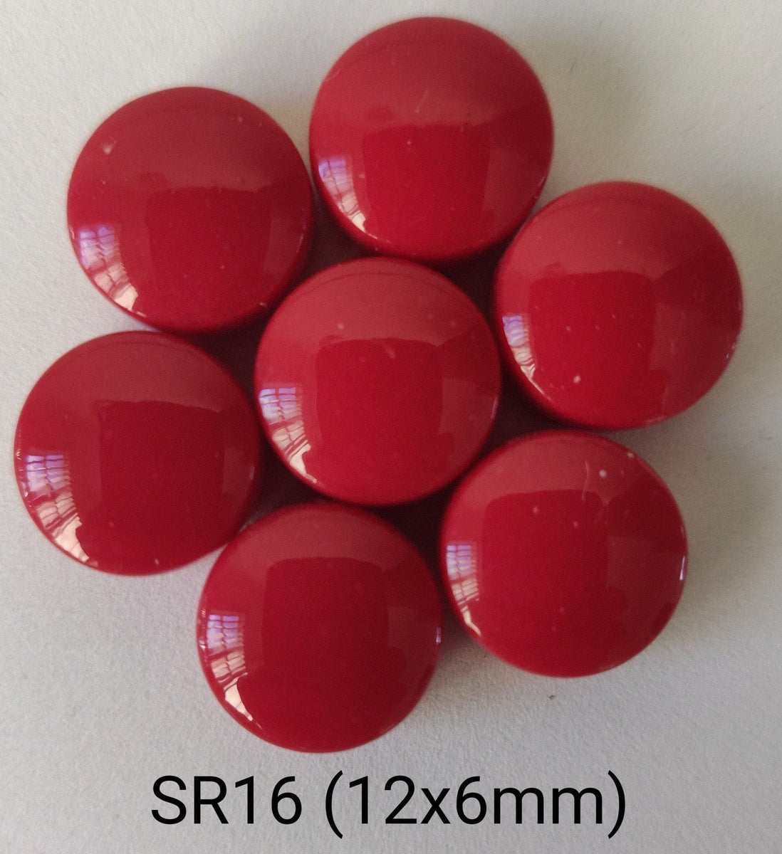 sr16-round-dots-glass-mosaic-471779_1200x1200.jpg?v=1755860870