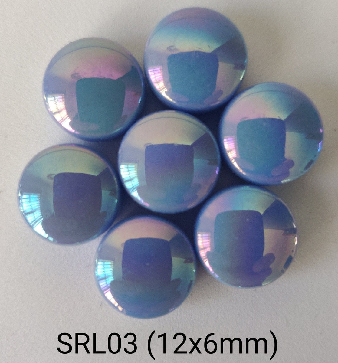 srl03-round-dots-glass-mosaic-iridised-390588_1200x1200.jpg?v=1735751324