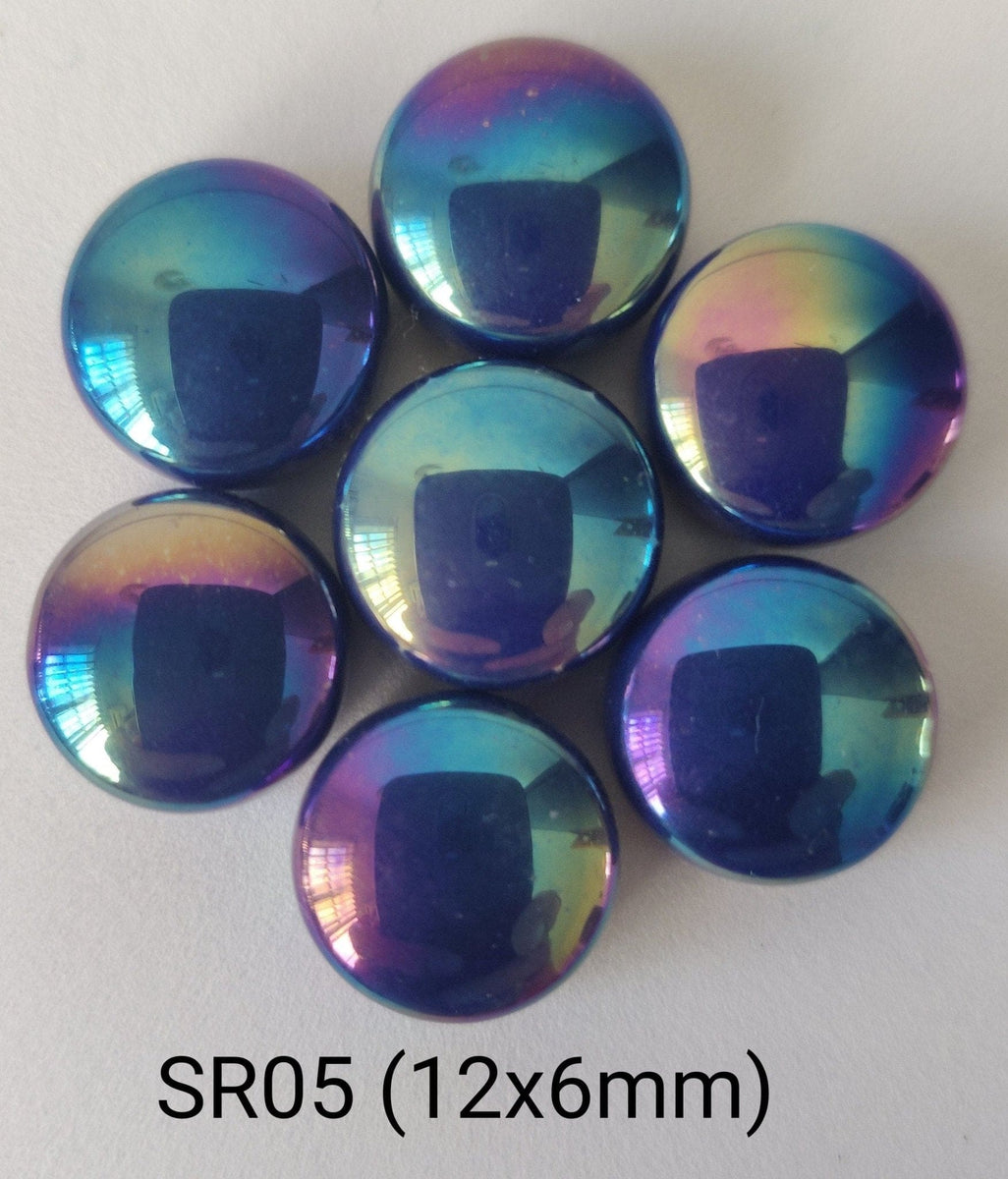 srl05-round-dots-glass-mosaic-iridised-160179_1200x1200.jpg?v=1714583089