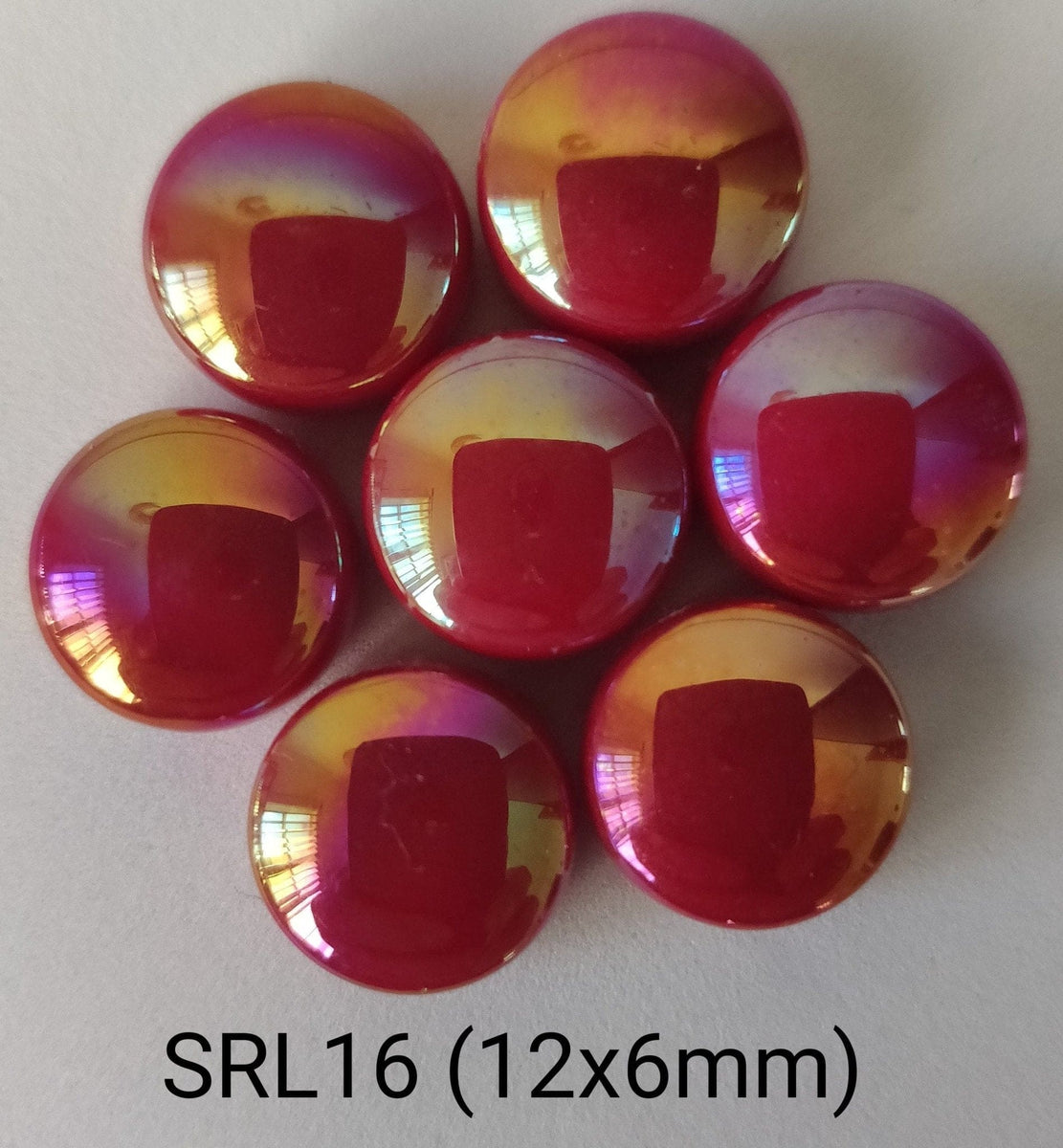 srl16-round-dots-glass-mosaic-iridised-113647_1200x1200.jpg?v=1738436630